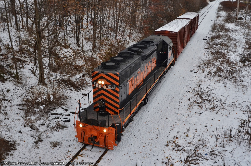 WE 3049 comes under Goodyear Blvd.